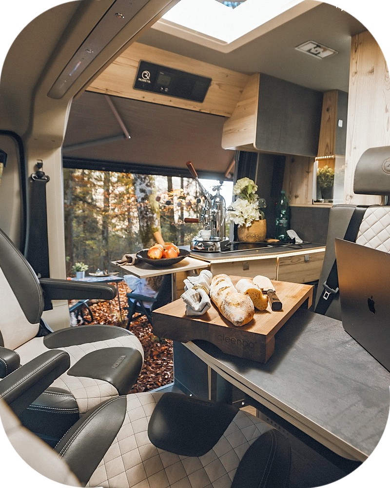 Reserva tu Camper Pequeña 4 Plazas | Camperwheels Rent